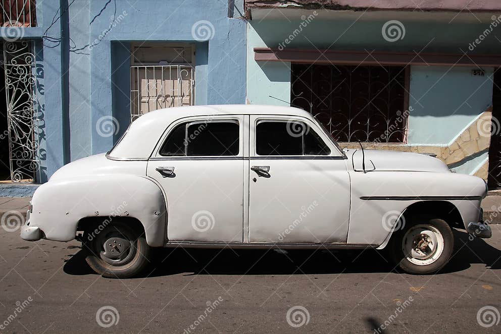Cuba oldtimer car editorial stock photo. Image of landmark - 25766438