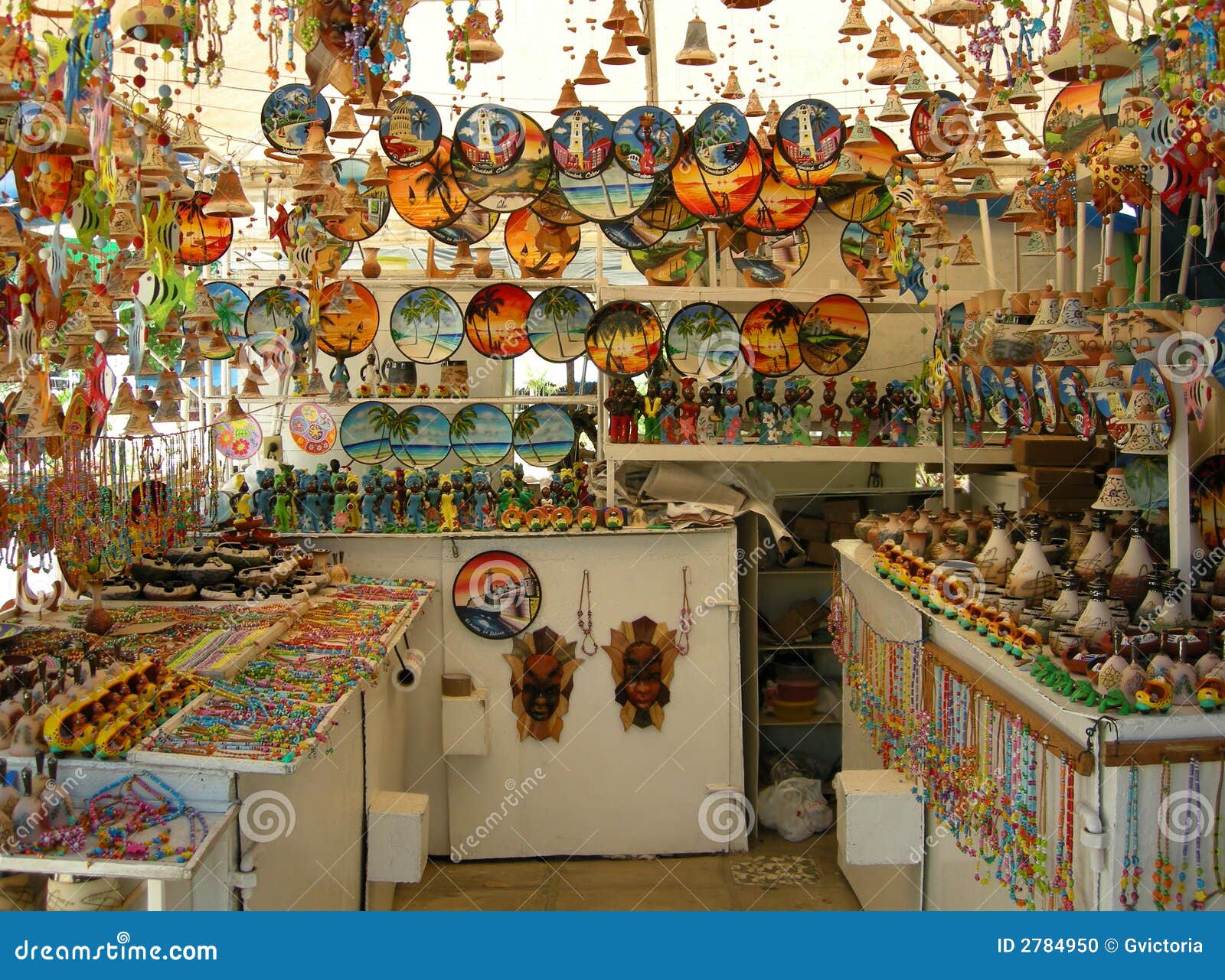 Cuban arts and crafts stock photo. Image of shopping, plates - 2784950