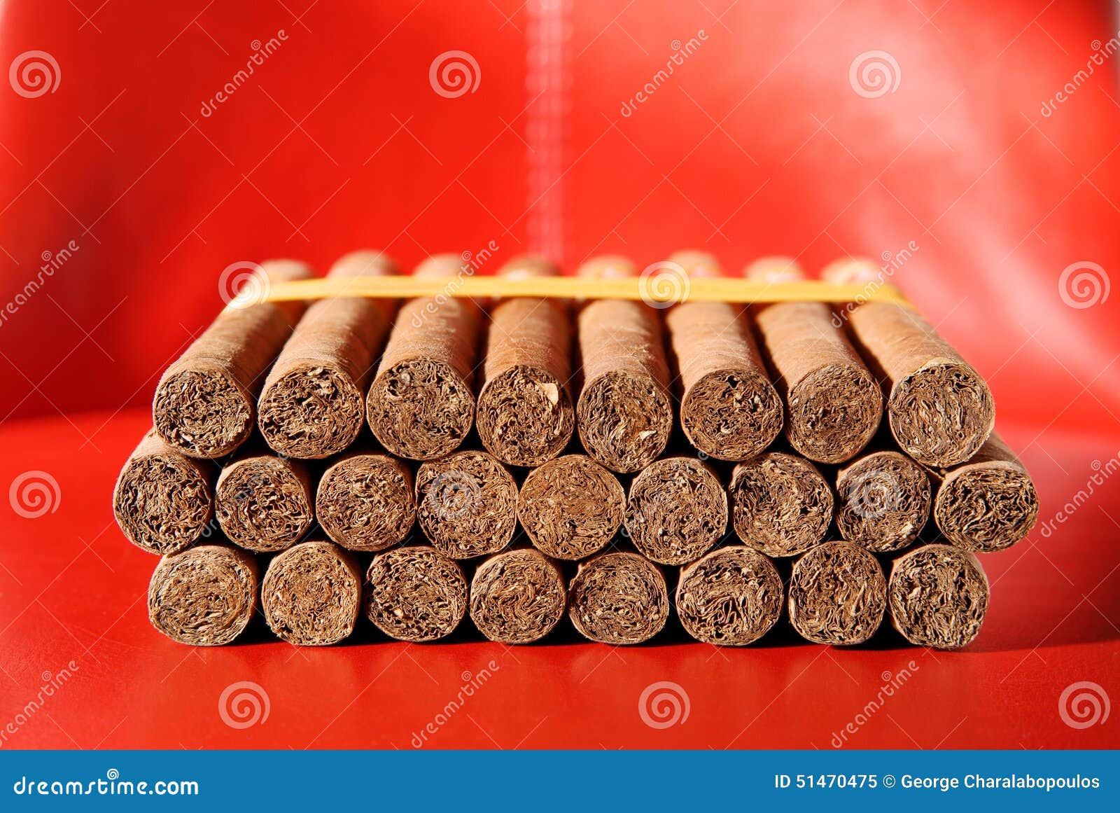 Cuban Cigars in 8-9-8 Pattern Stock Image - Image of tradition, pattern ...