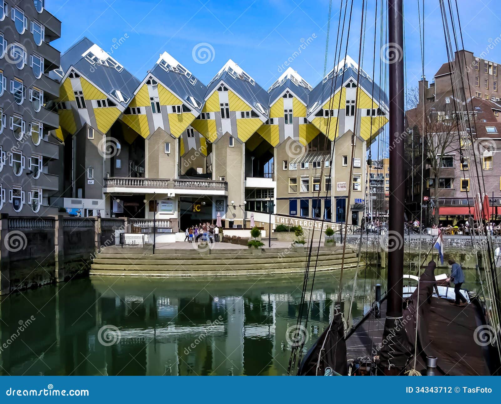 Cube Houses in Rotterdam, Netherlands Editorial Photography - Image of ...
