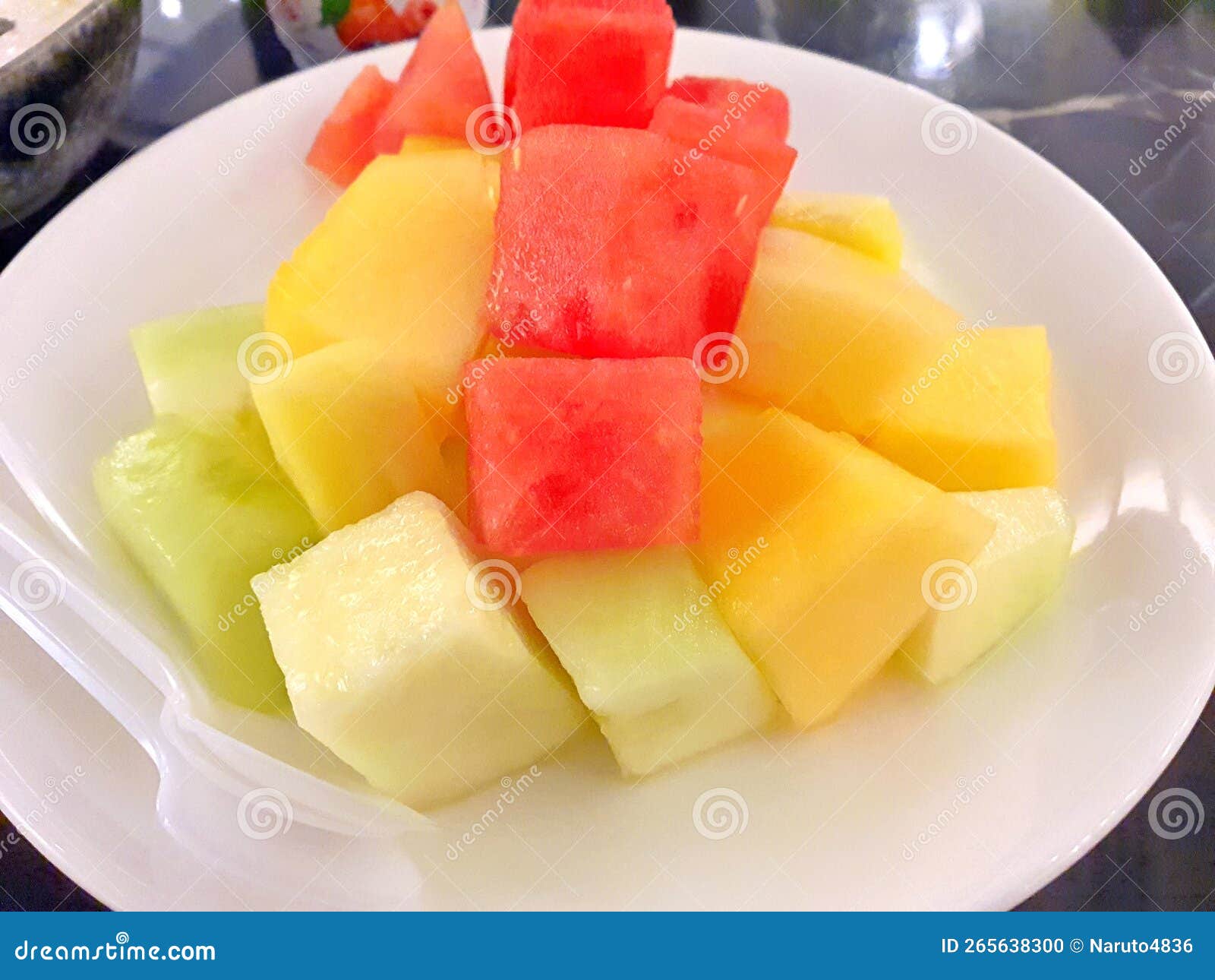 Cube Sized Melons, Honeydew Stock Photo - Image of pieces, cubes: 265638300
