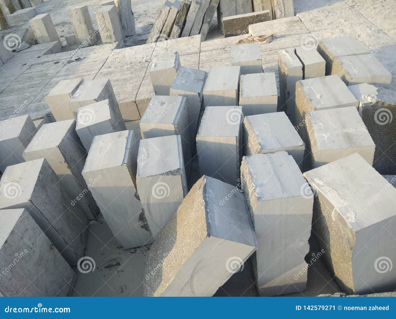 Cube stone stock image. Image of cutting, quarry, limestone - 142579271