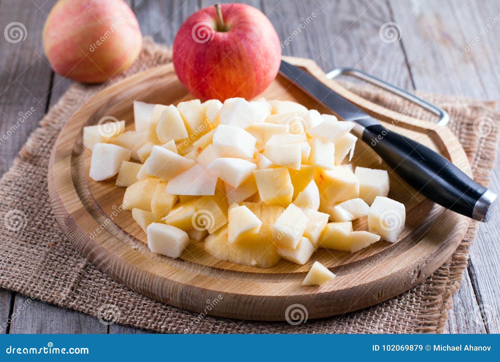 Cubes of Apple on a Cutting Board Stock Image - Image of cutting, fresh ...