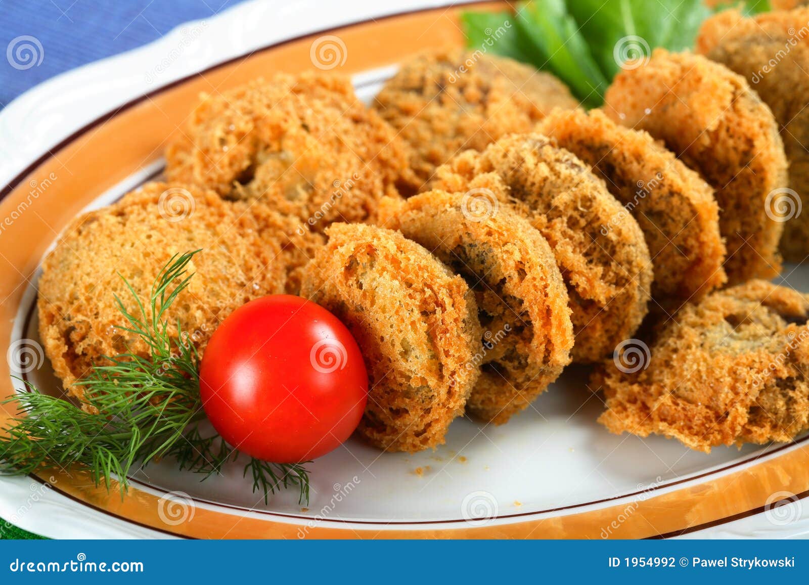 Cubierto En Setas De Las Migajas De Pan Foto de archivo - Imagen de ...