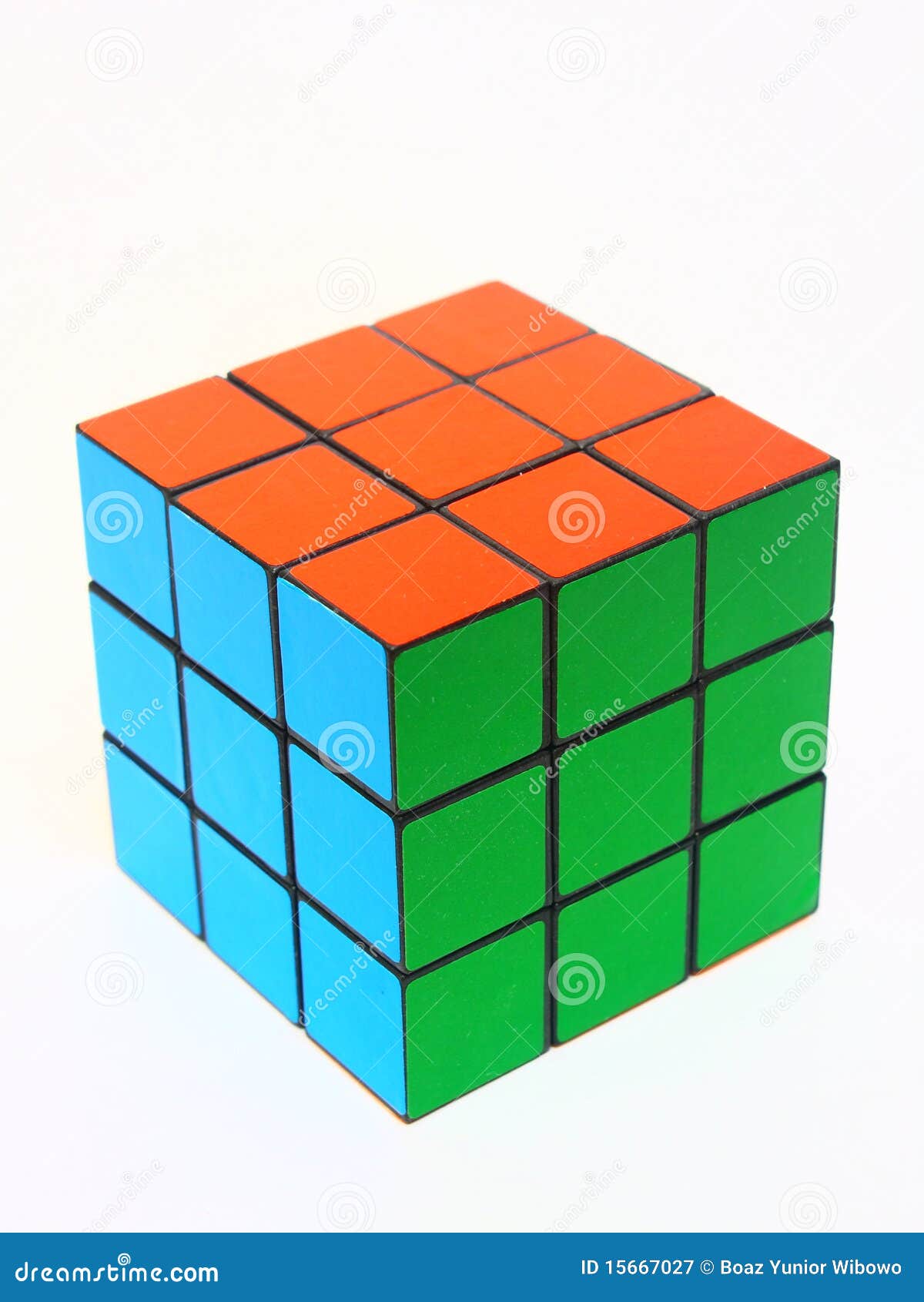 Cubo de Rubik fotografía editorial. Imagen de objeto - 15667027