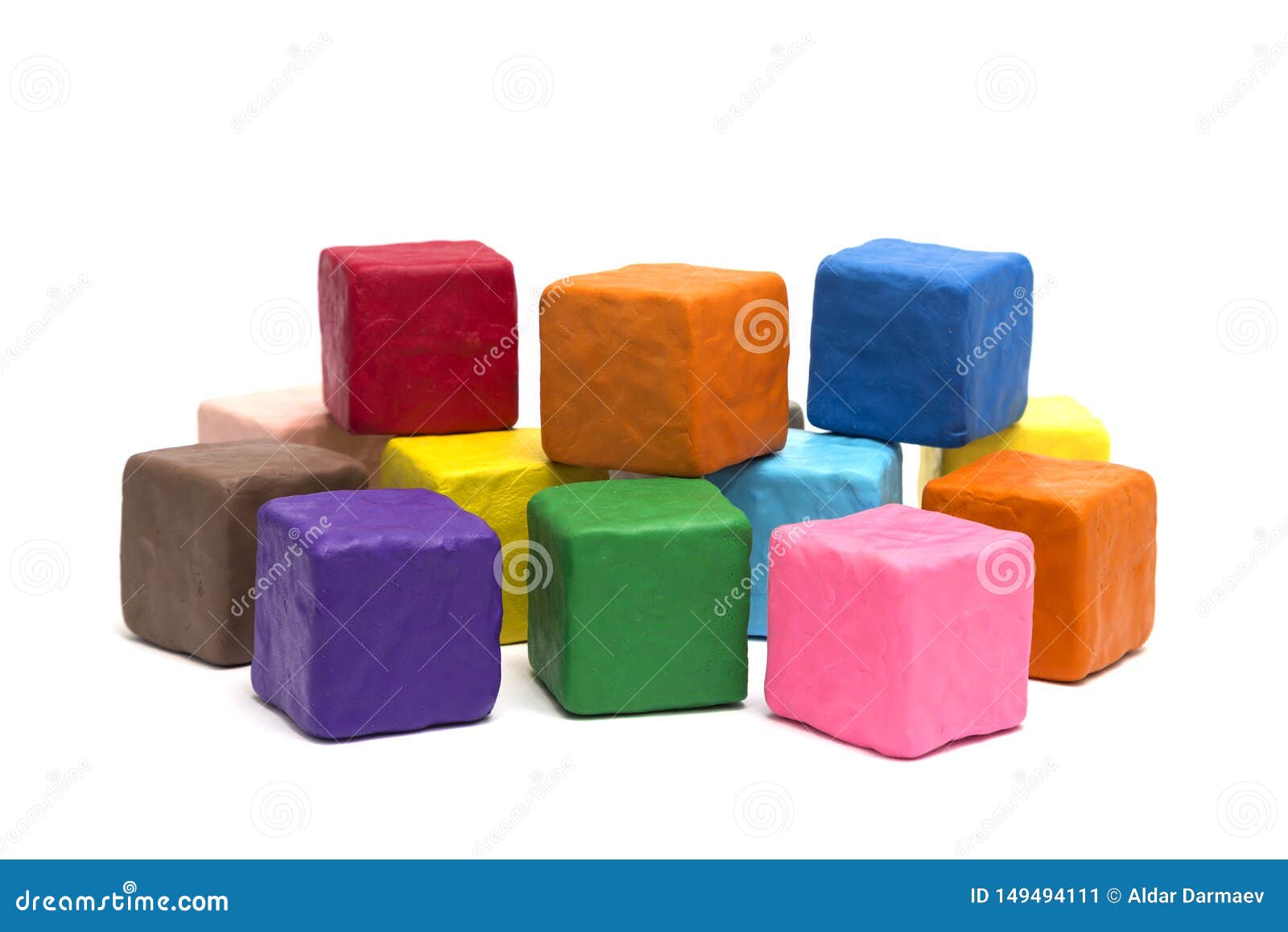 Cubos Coloridos Dos Blocos Feitos Da Argila De Modelagem Imagem de ...