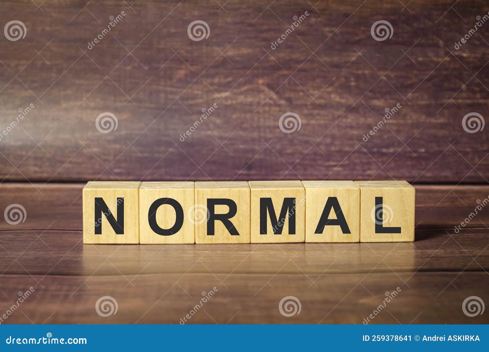 Cubos Com Mensagem Normal Em Fundo Concreto Imagem de Stock - Imagem de ...