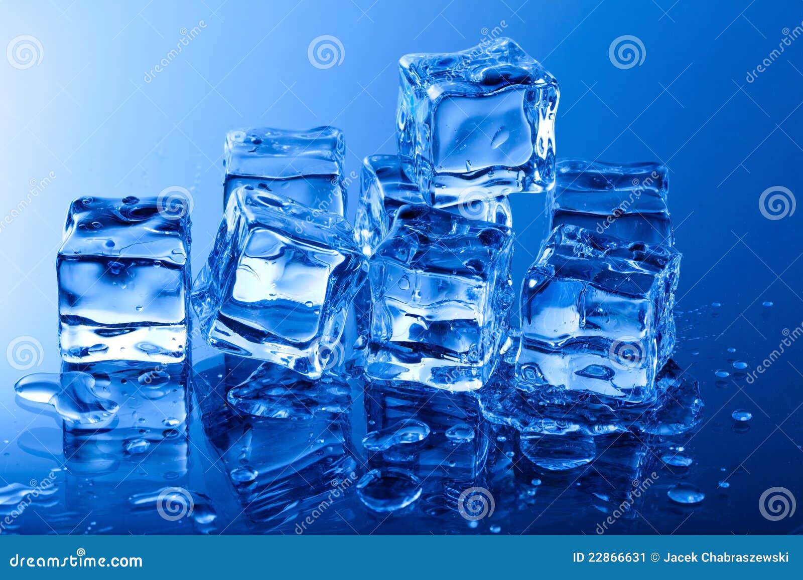 Cubos de gelo imagem de stock. Imagem de quadrado, derretimento - 22866631