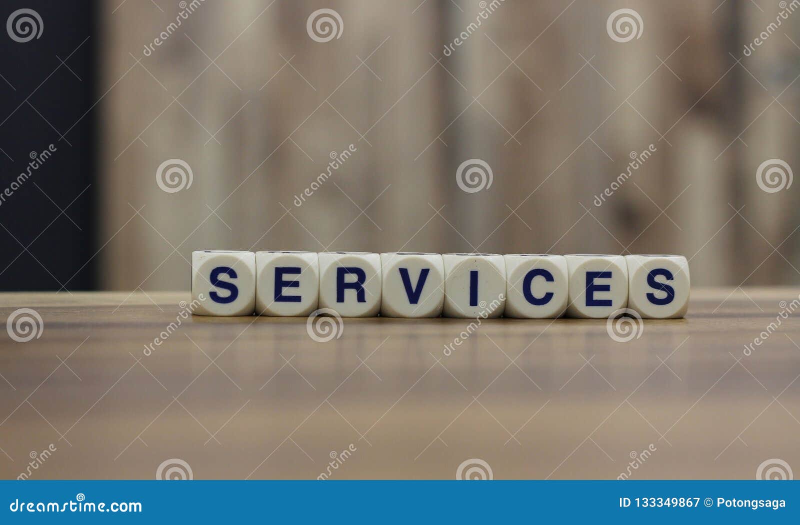 Cubos De La Letra De Servicios Imagen de archivo - Imagen de servicios ...