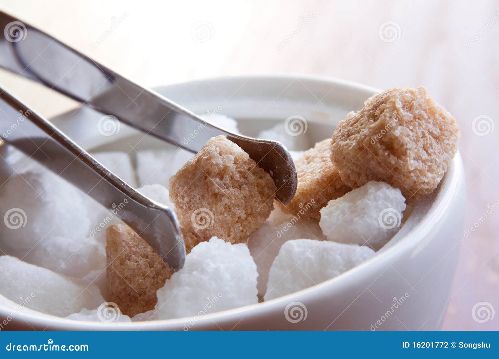Cubos del azúcar foto de archivo. Imagen de desayuno - 16201772