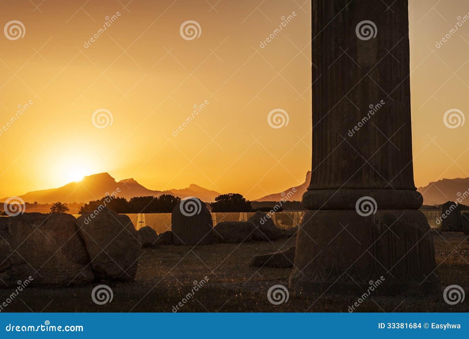 Cucoloris De Las Ruinas De Persepolis, Shiraz Iran Foto de archivo ...
