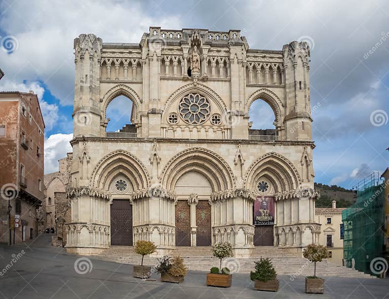 View at the Front Facade Building at the Cuenca Cathedral, an Amazing ...