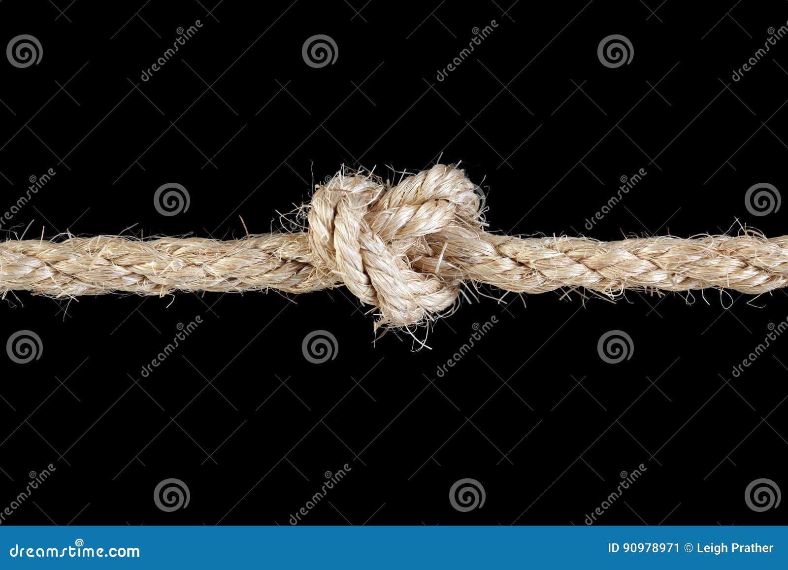 Cuerda atada en un nudo imagen de archivo. Imagen de fuerte - 90978971