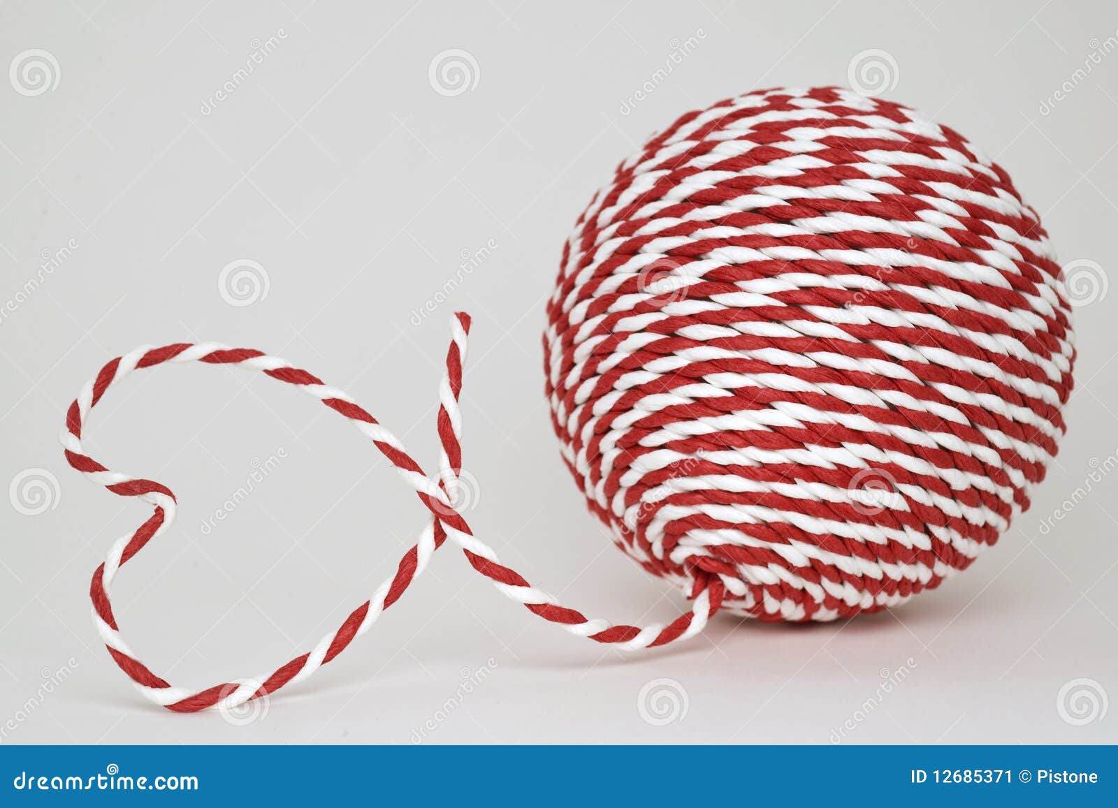Cuerda del amor imagen de archivo. Imagen de amor, objeto - 12685371