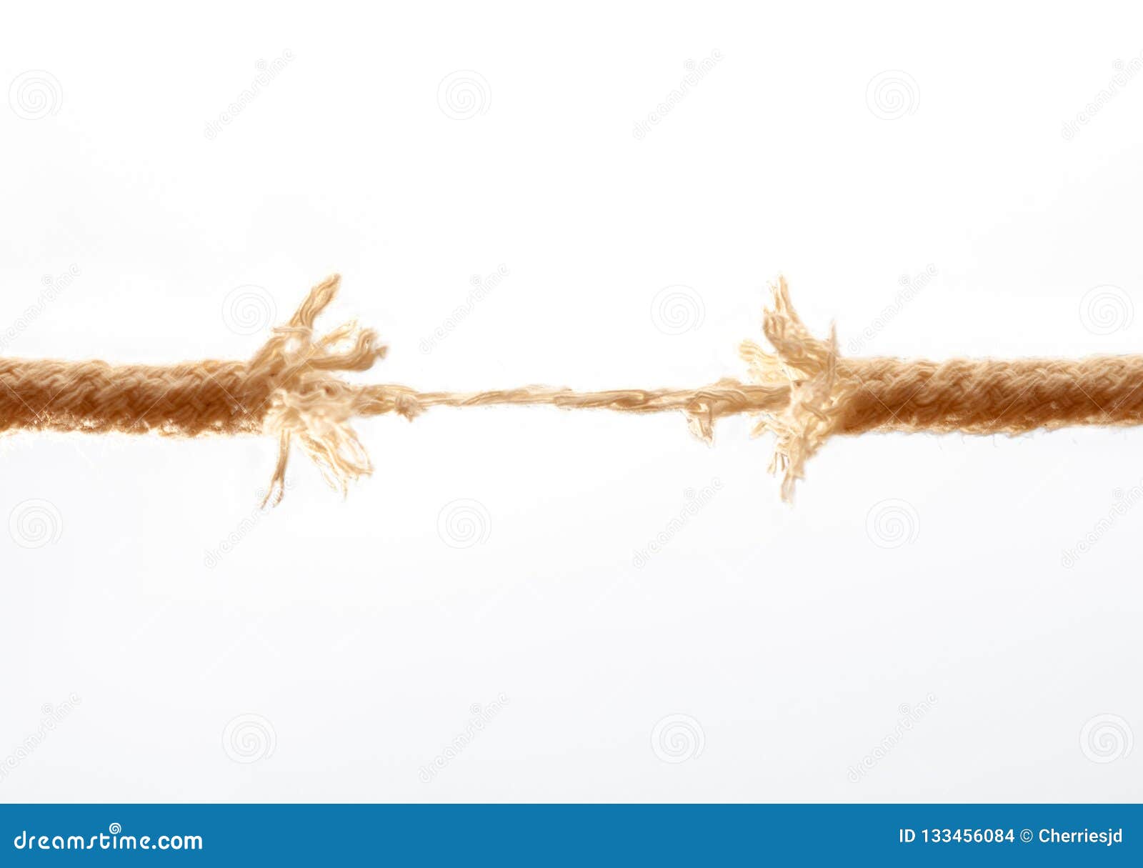 Cuerda que se rompe aparte foto de archivo. Imagen de copia - 133456084