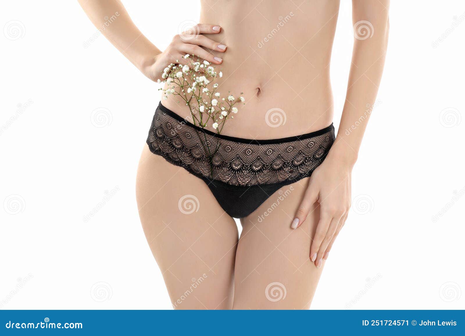 Cuerpo De Mujer Joven En Ropa Interior Aislado En Fondo Blanco Imagen