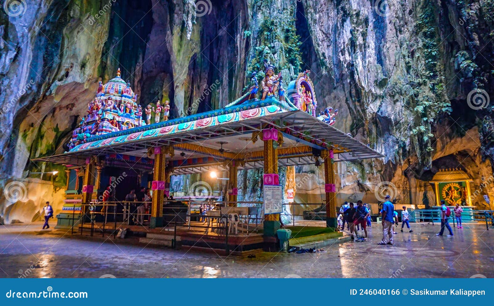 Cuevas de batu malaysia foto editorial. Imagen de malasia - 246040166