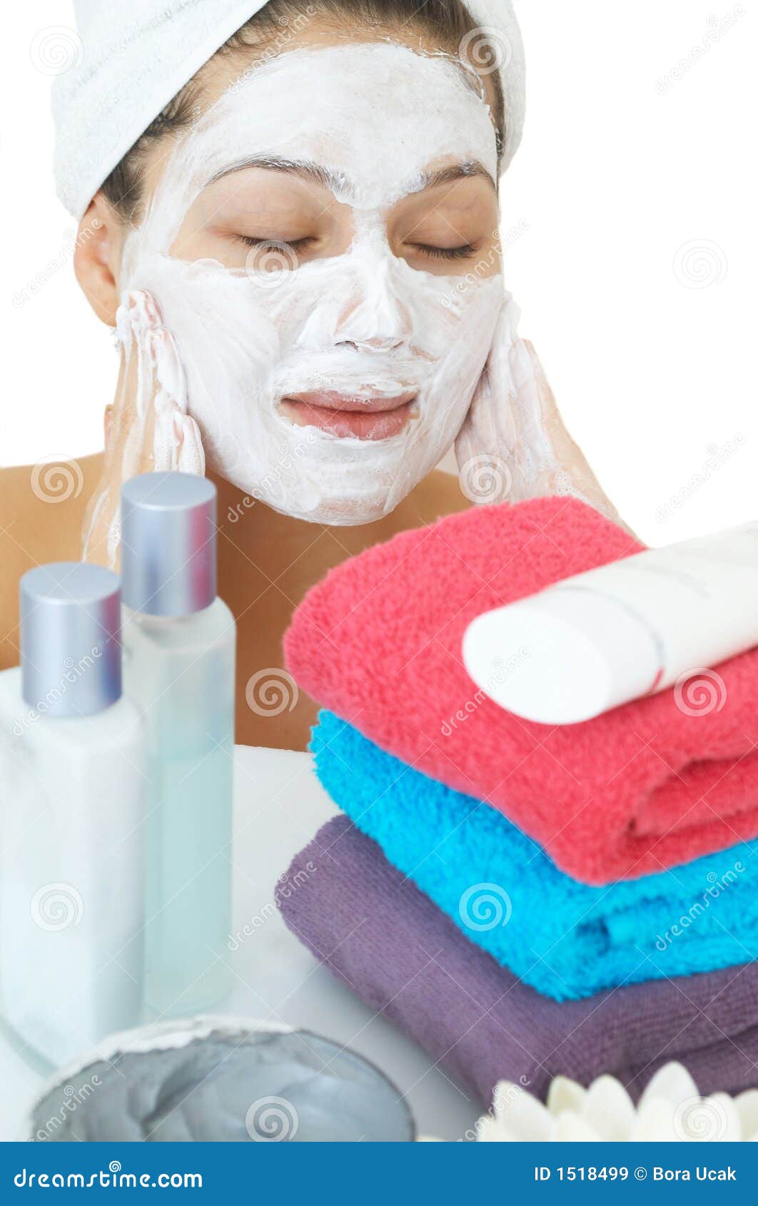 Cuidado de la cara imagen de archivo. Imagen de salud - 1518499