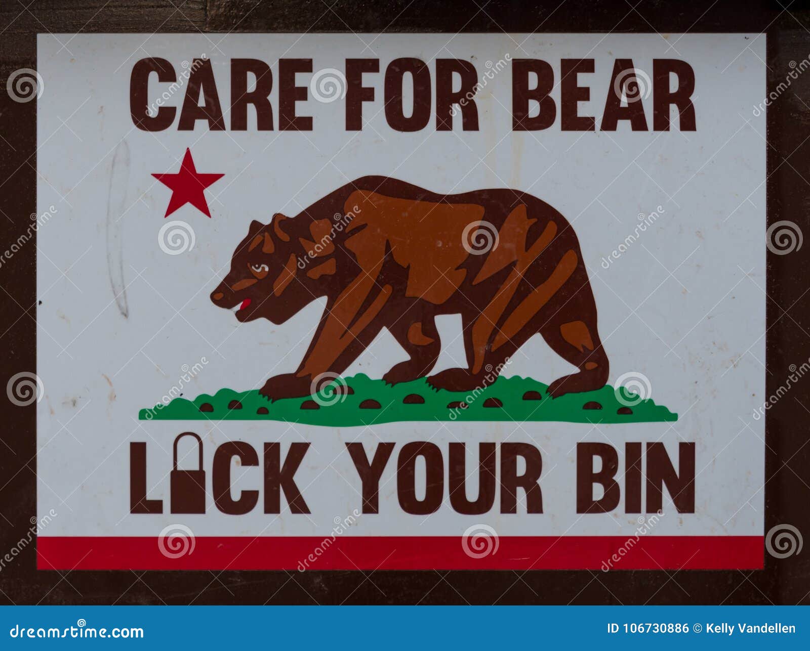 Cuidado Para La Muestra Del Oso Foto de archivo - Imagen de exterior ...