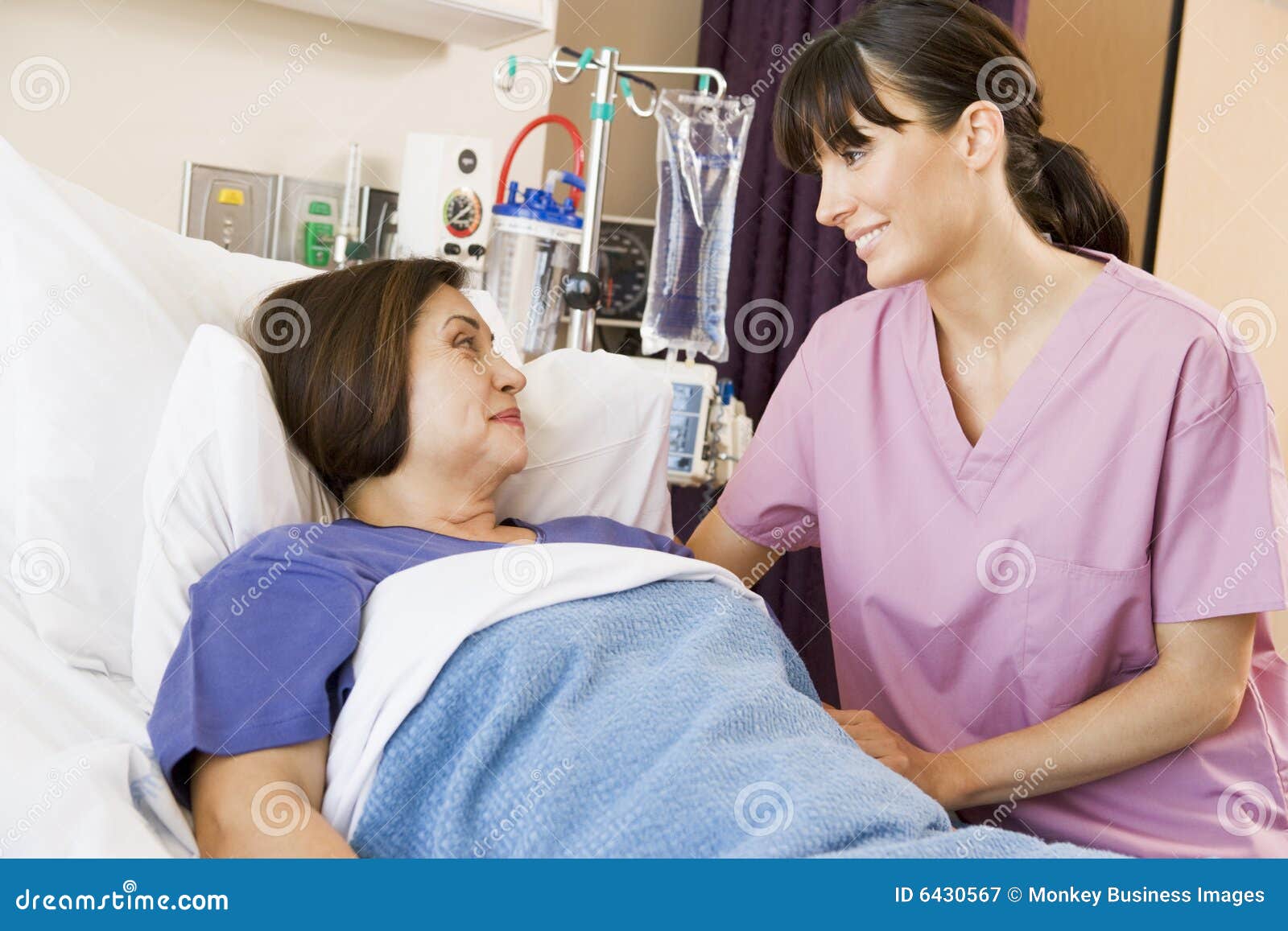 Cuide Hablar Con El Paciente Imagen de archivo - Imagen de ...