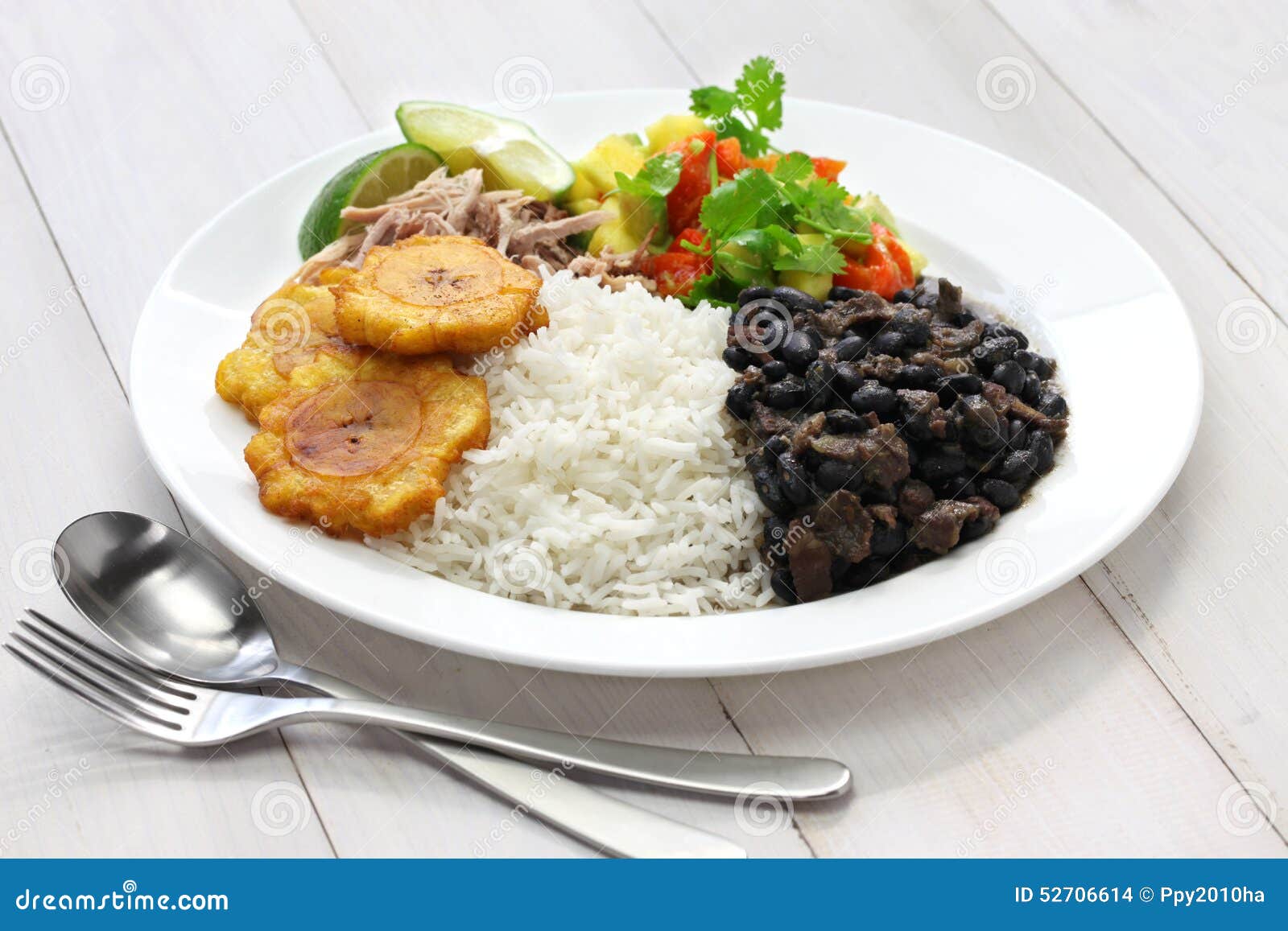 Cuisine cubaine photo stock. Image du latin, repas, vert - 52706614