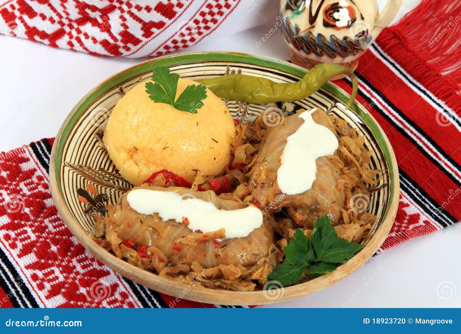 Cuisine Traditionnelle De Roumanie : Sarmale Photo stock - Image: 18923720