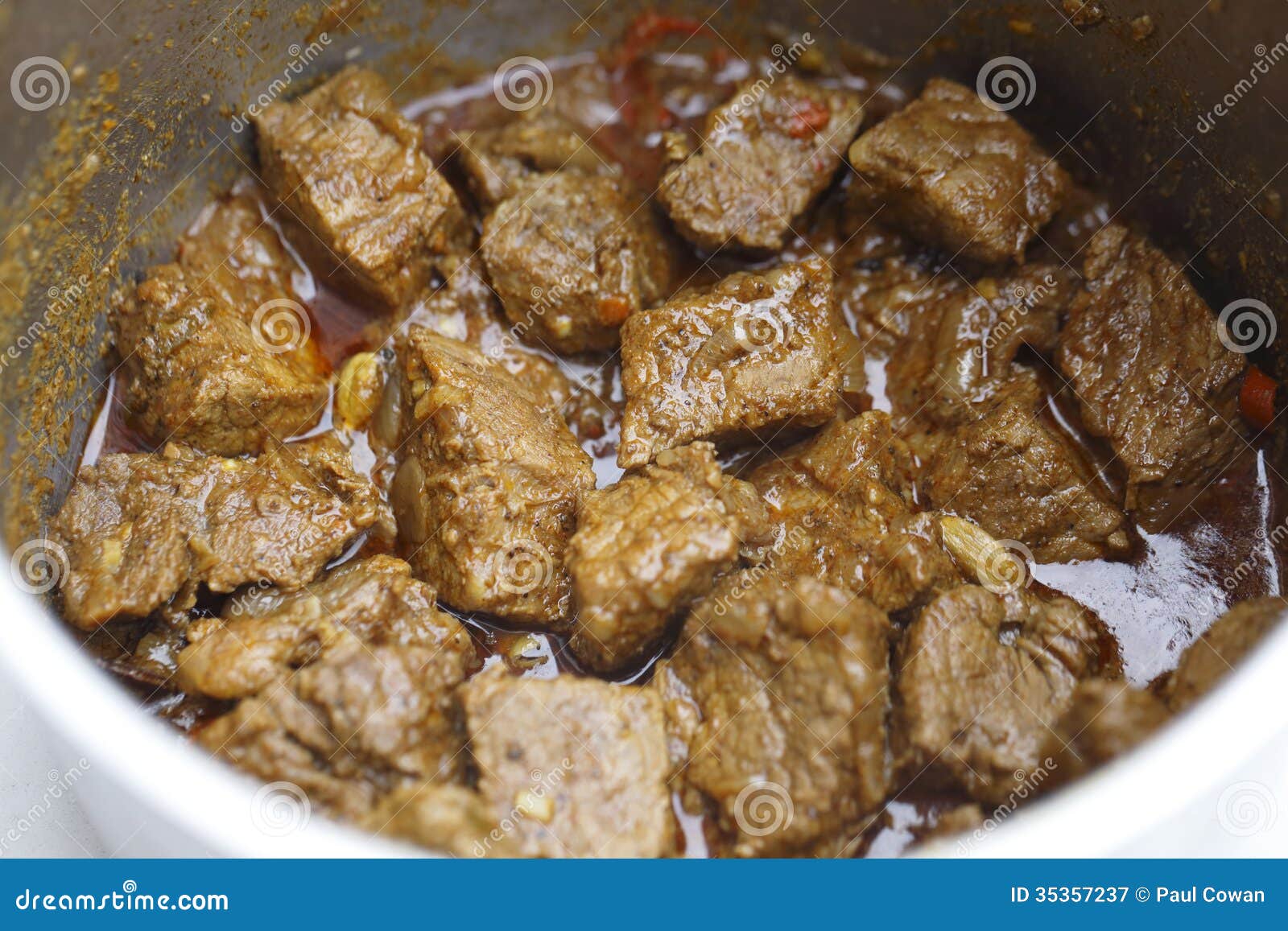 Cuisson De Cari De Madras De Boeuf Image stock - Image du cari, anis ...