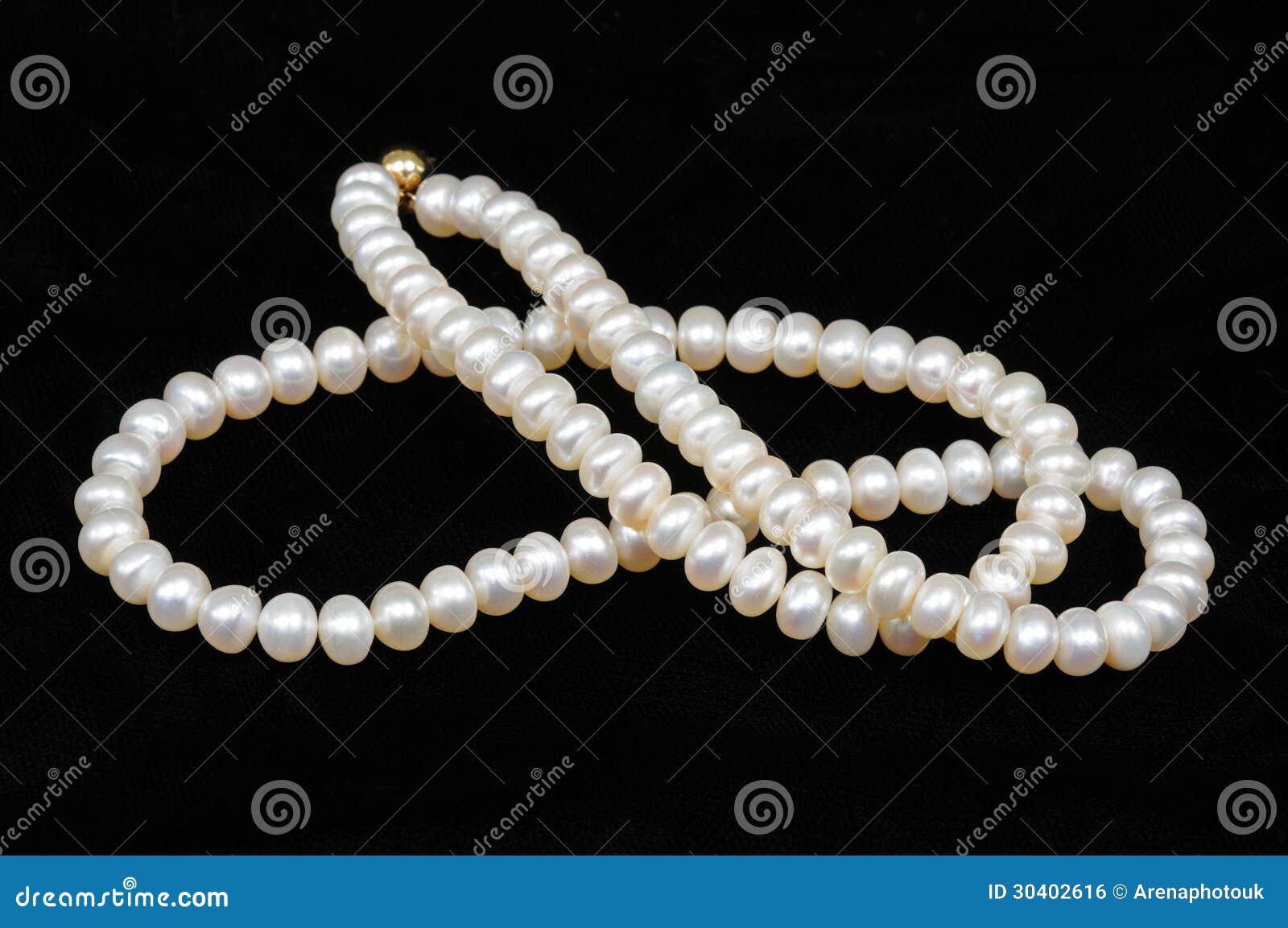 Cultivated pearl necklace. stock photo. Image of backgrounds - 30402616