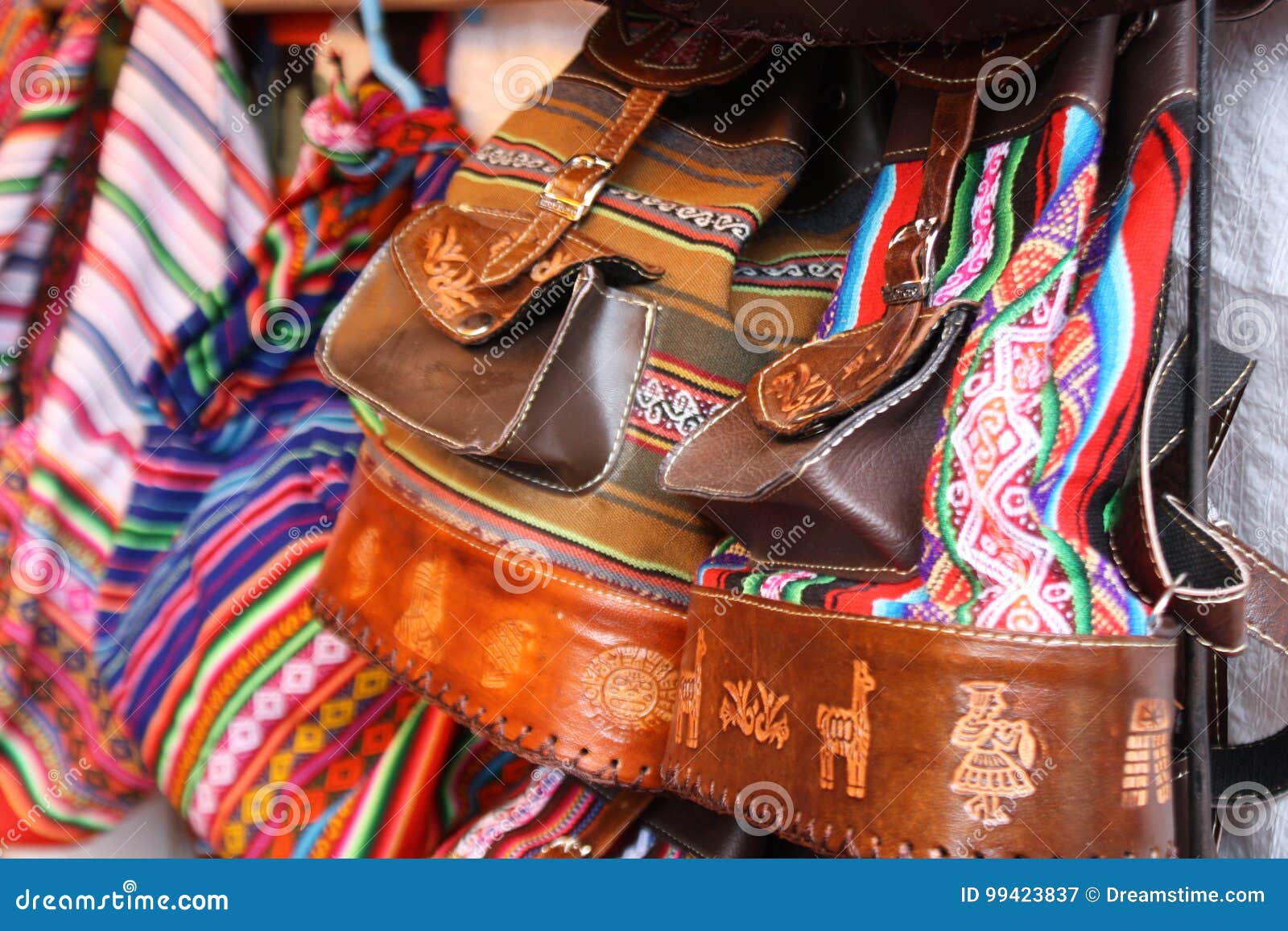 Cultura y colores imagen de archivo. Imagen de cultura - 99423837