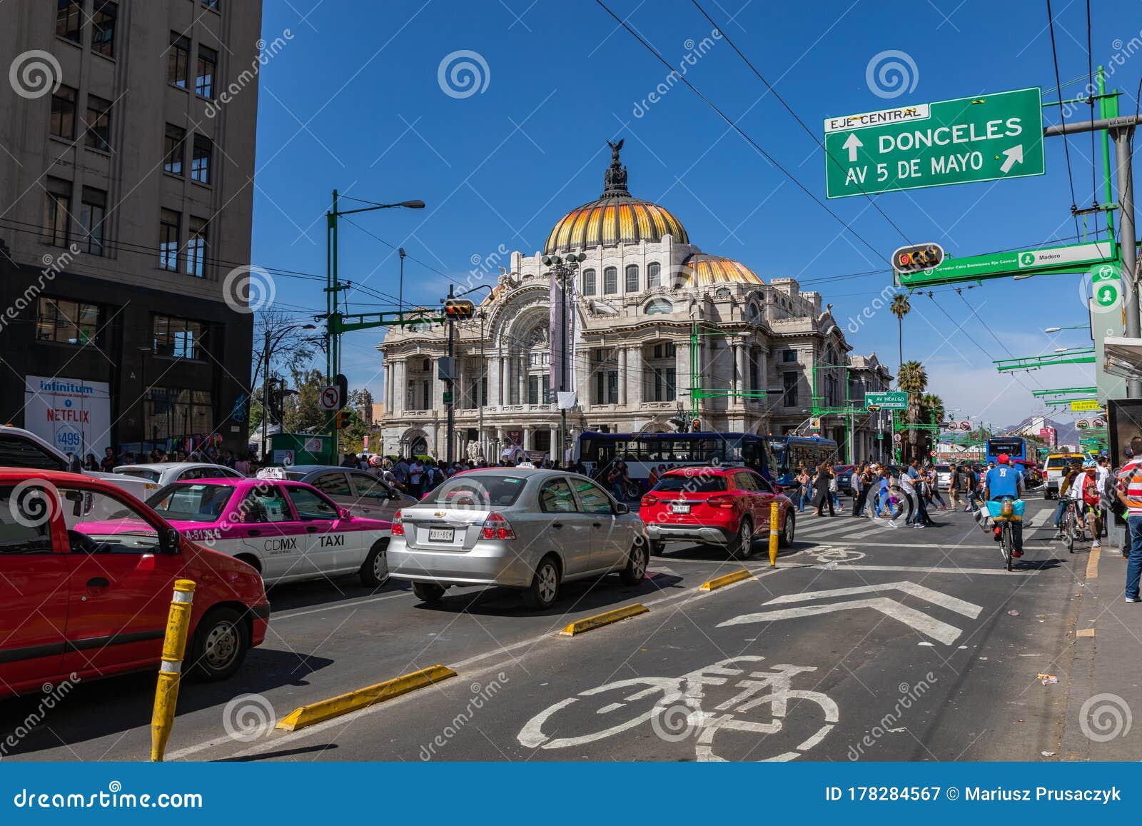Cultureel Centrum Van Het Palacio - Paleis Van Bellas in Mexico - Stad ...