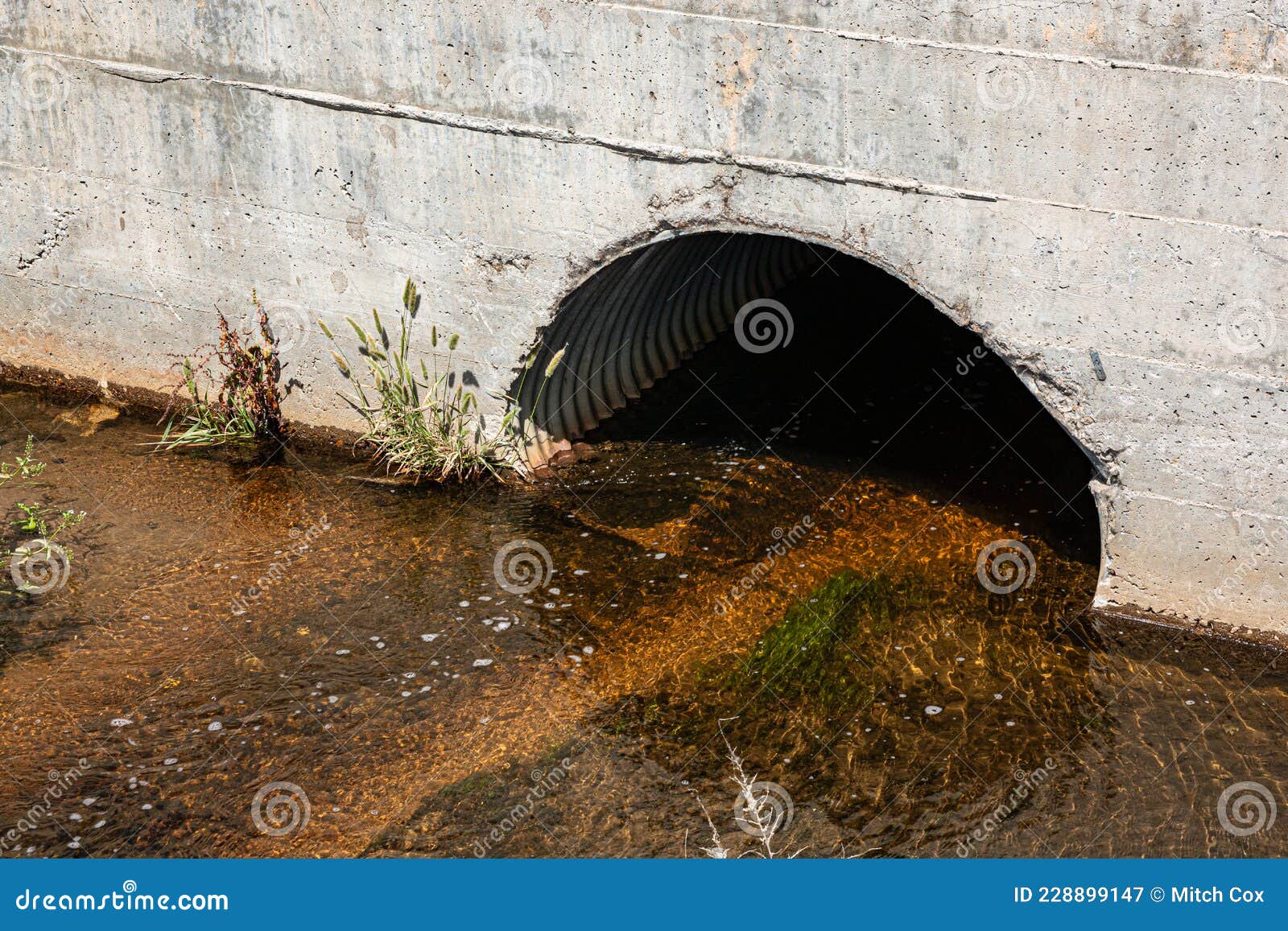 Culvert stock image. Image of river, wall, infrastructure - 228899147