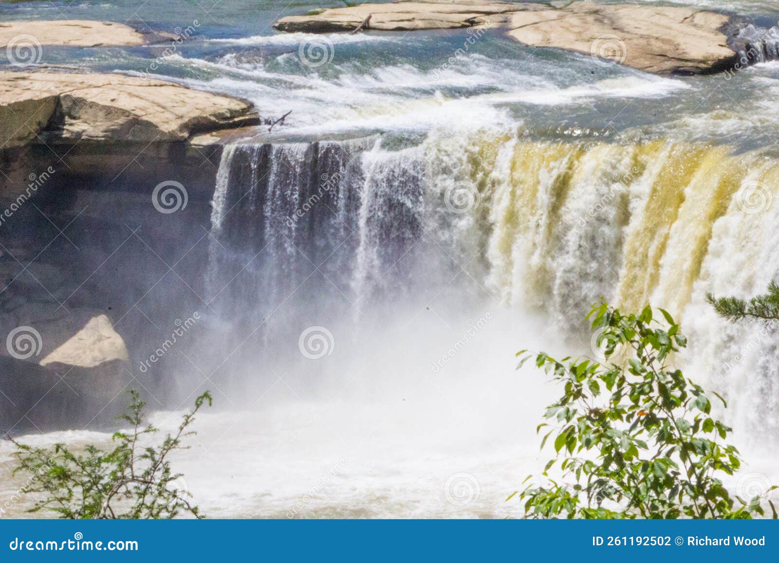 Views at Cumberland Falls State Park, Kentucky Stock Photo - Image of waterfall, falls: 261192502