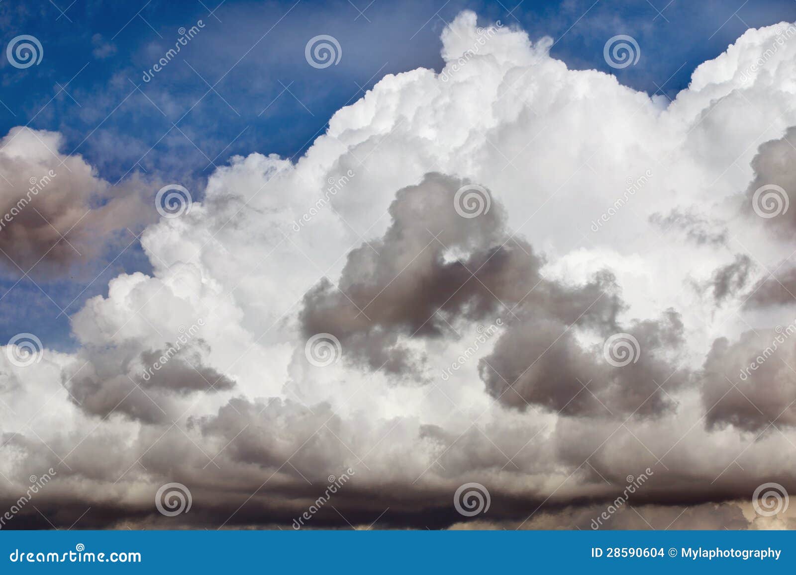 Cumulus cloud stock photo. Image of cloudy, formation - 28590604