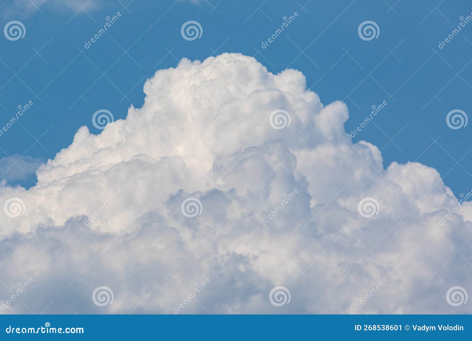 Cumulus Clouds on a Sunny Summer Day Stock Image - Image of white ...