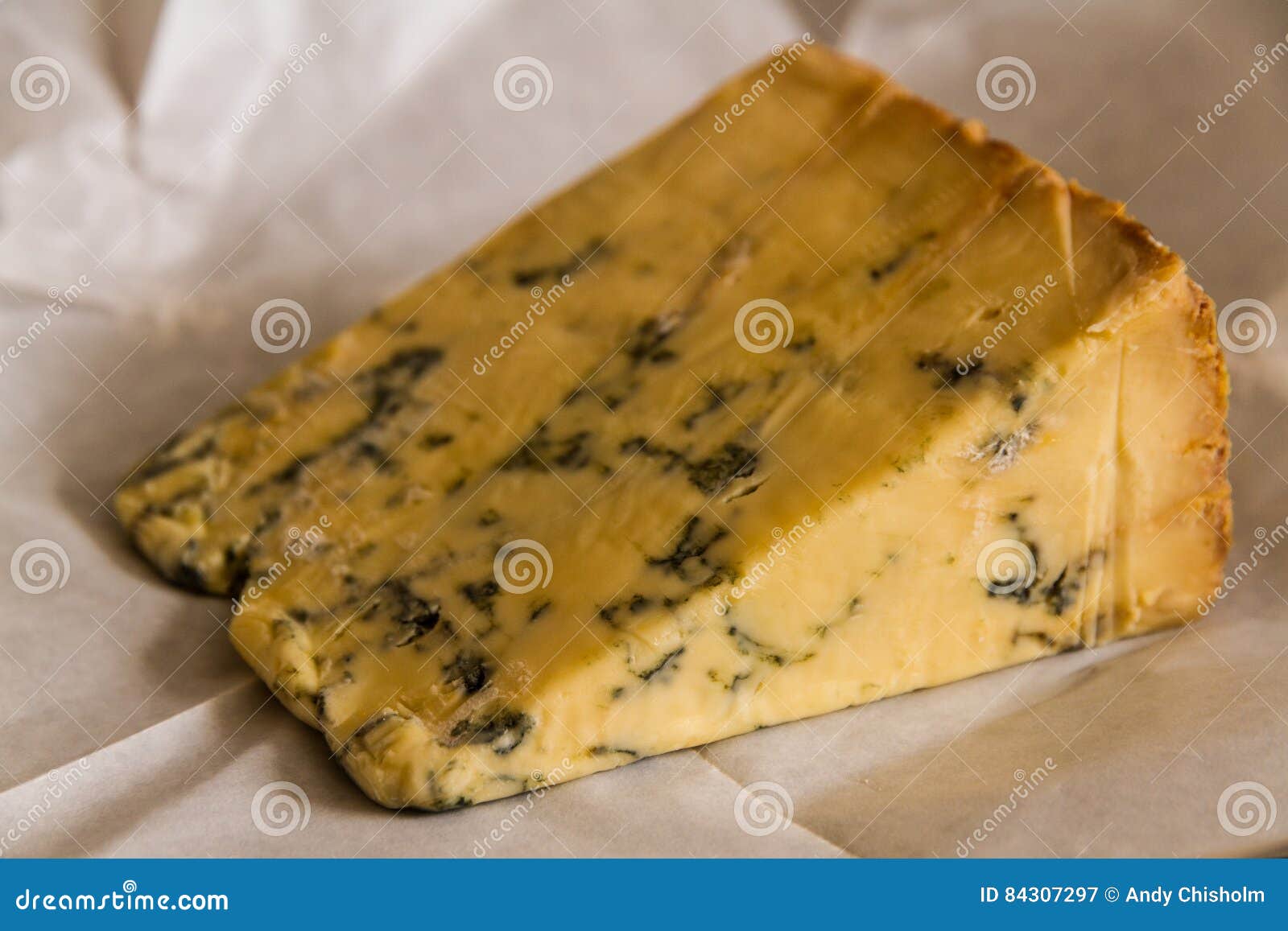 Cuneo Del Formaggio Di Stilton Immagine Stock - Immagine di inglese ...