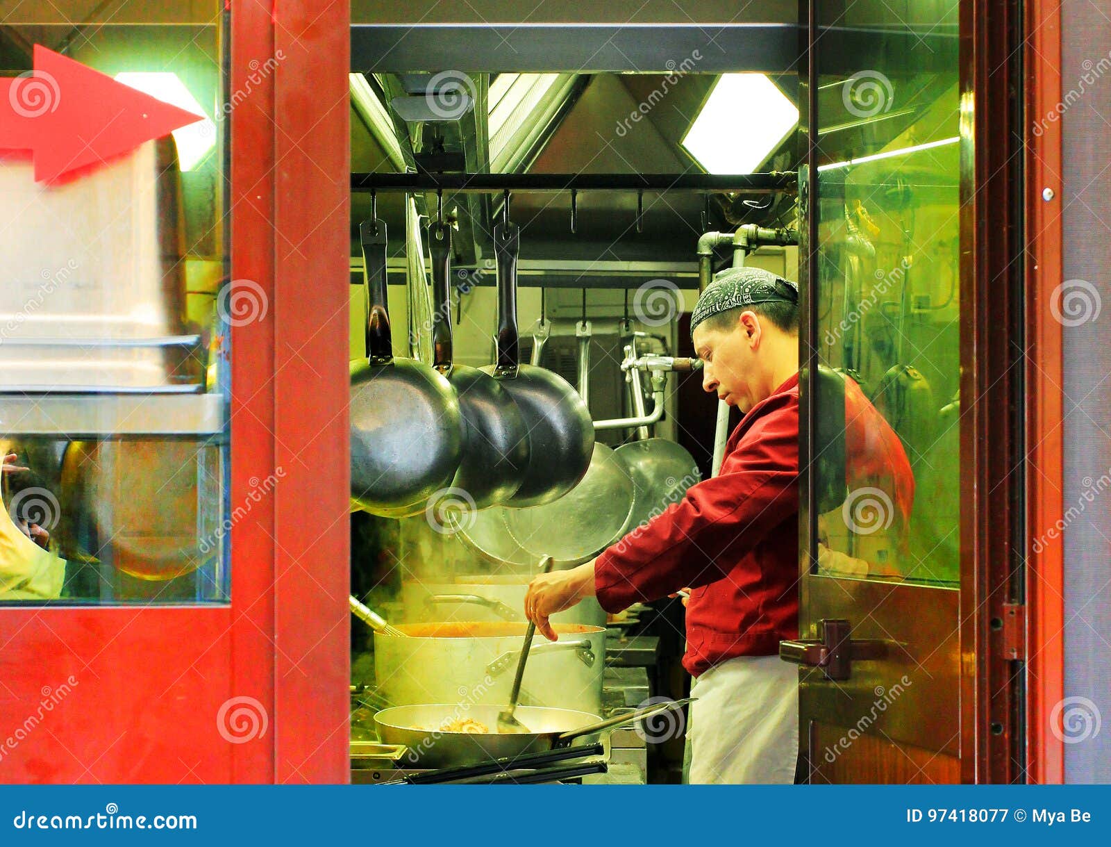 Cuoco Italiano Rome, Italia Fotografia Editoriale - Immagine di ...