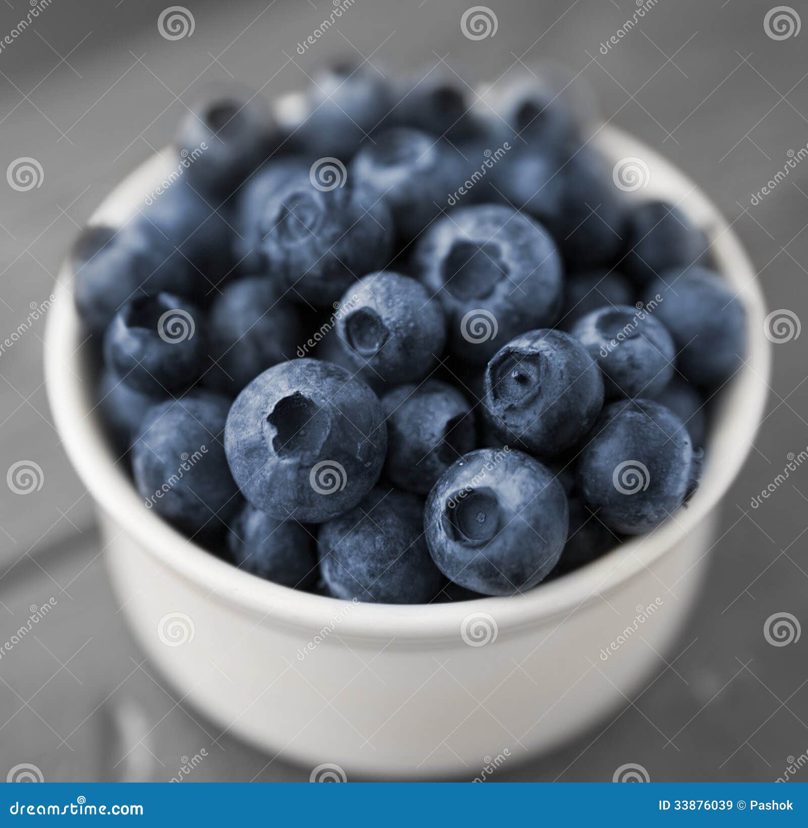 Cup of berries stock image. Image of farm, heap, berry - 33876039