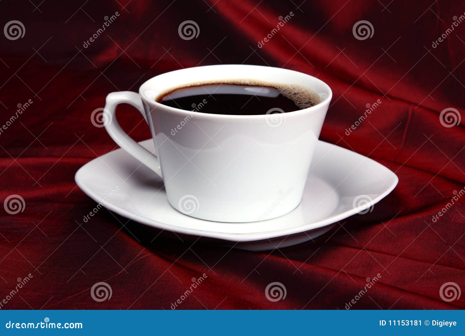 Cup schwarzer Kaffee stockbild. Bild von schaum, bohne - 11153181
