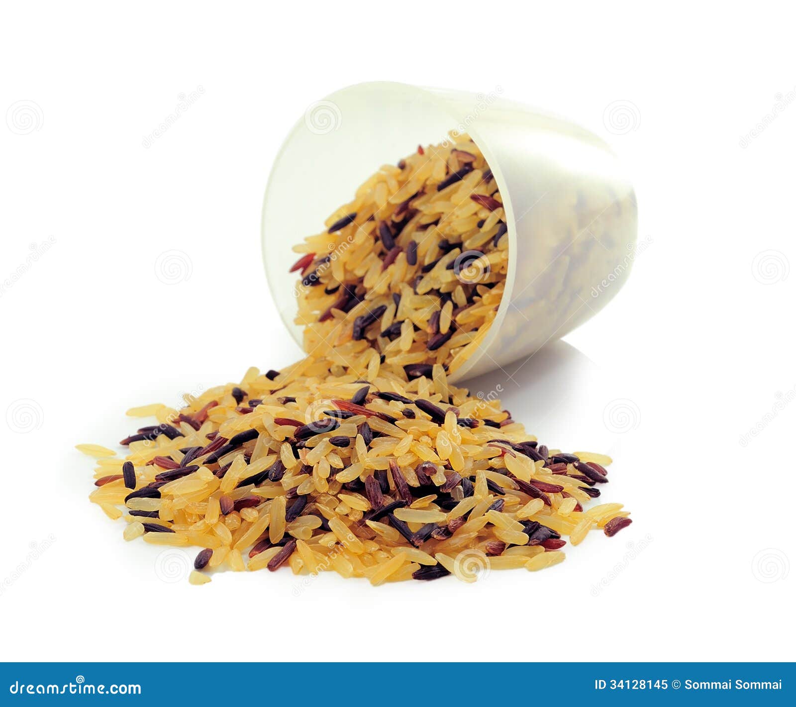 Cup of uncooked brown rice stock image. Image of thai - 34128145