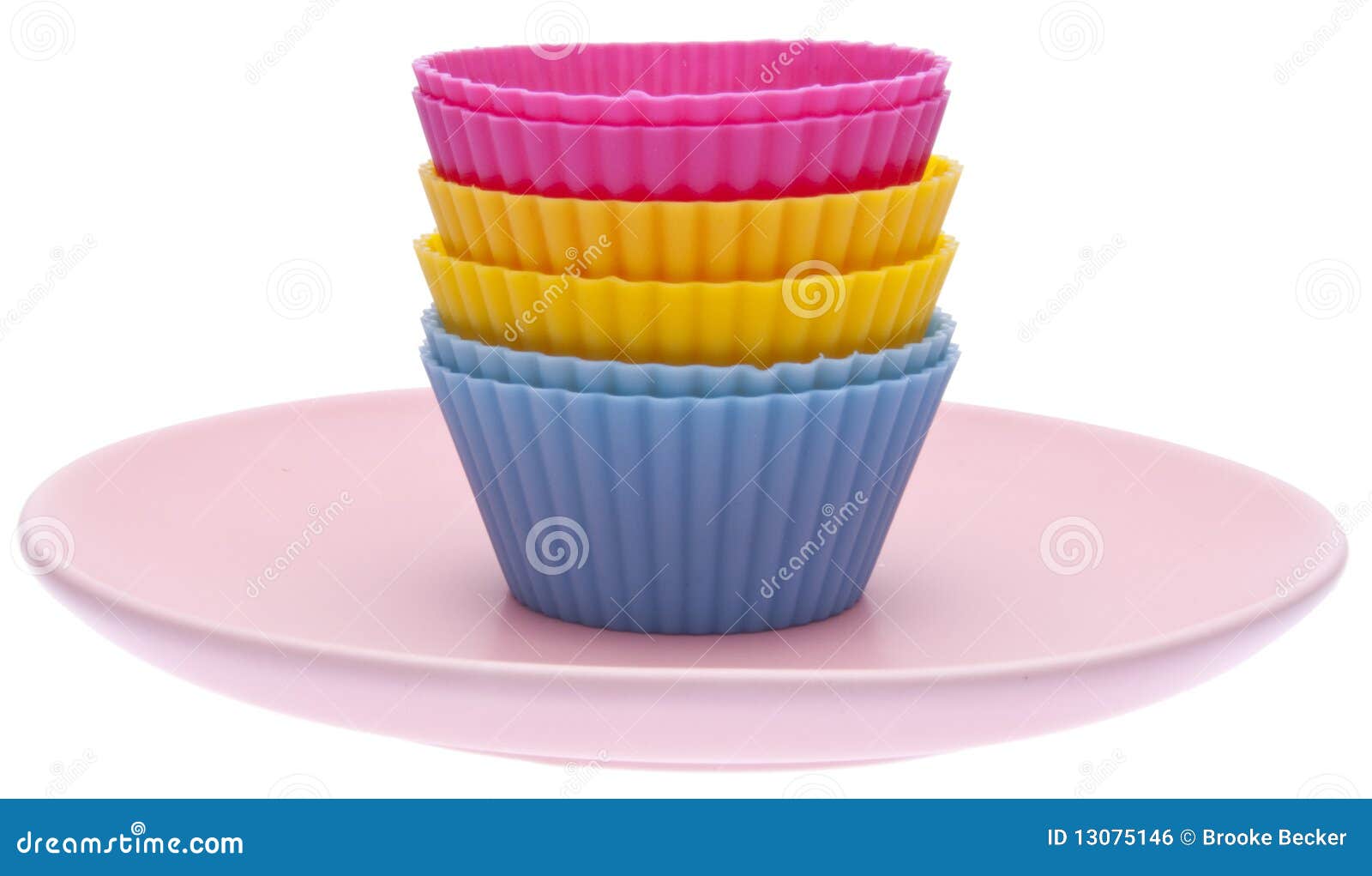 Cupcake Wrappers on a Plate Stock Photo - Image of cupcake, bake: 13075146