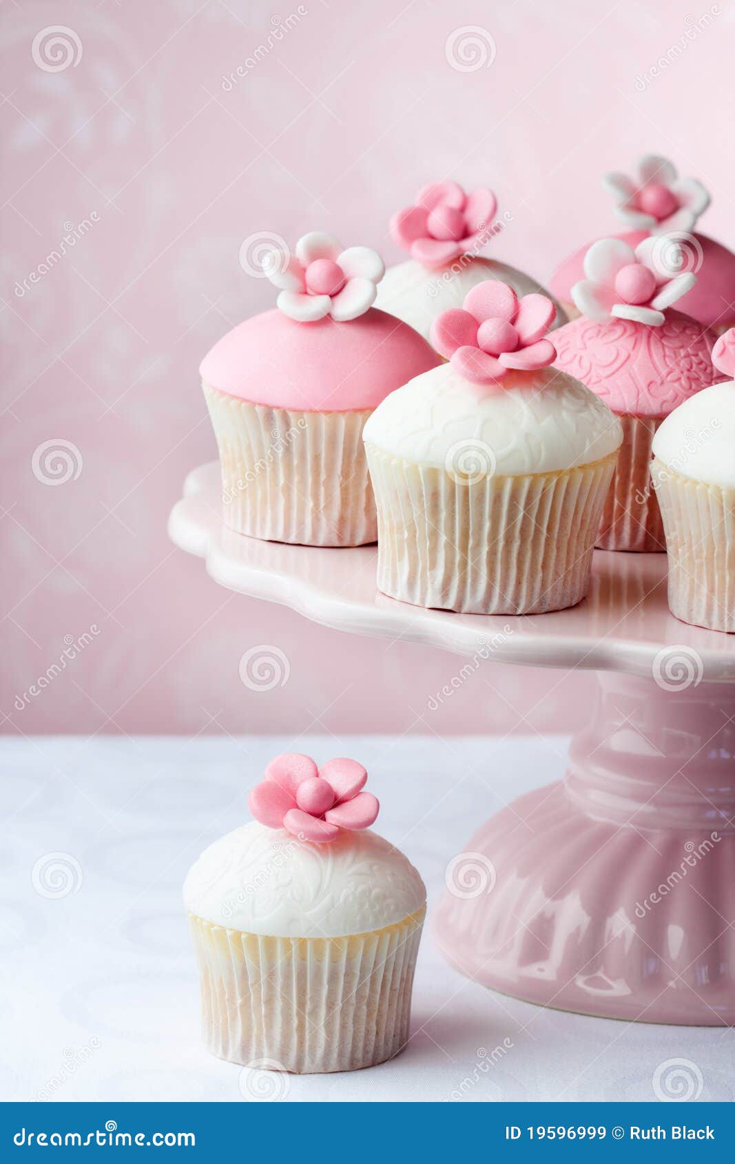 Cupcakes stock image. Image of ornate, choice, food, selection - 19596999