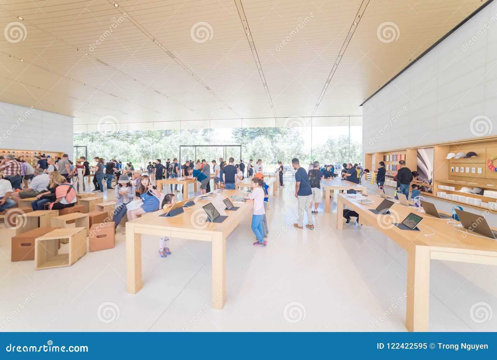 Apple Merchandise Retail Store at Apple Park Visitor Center Editorial ...