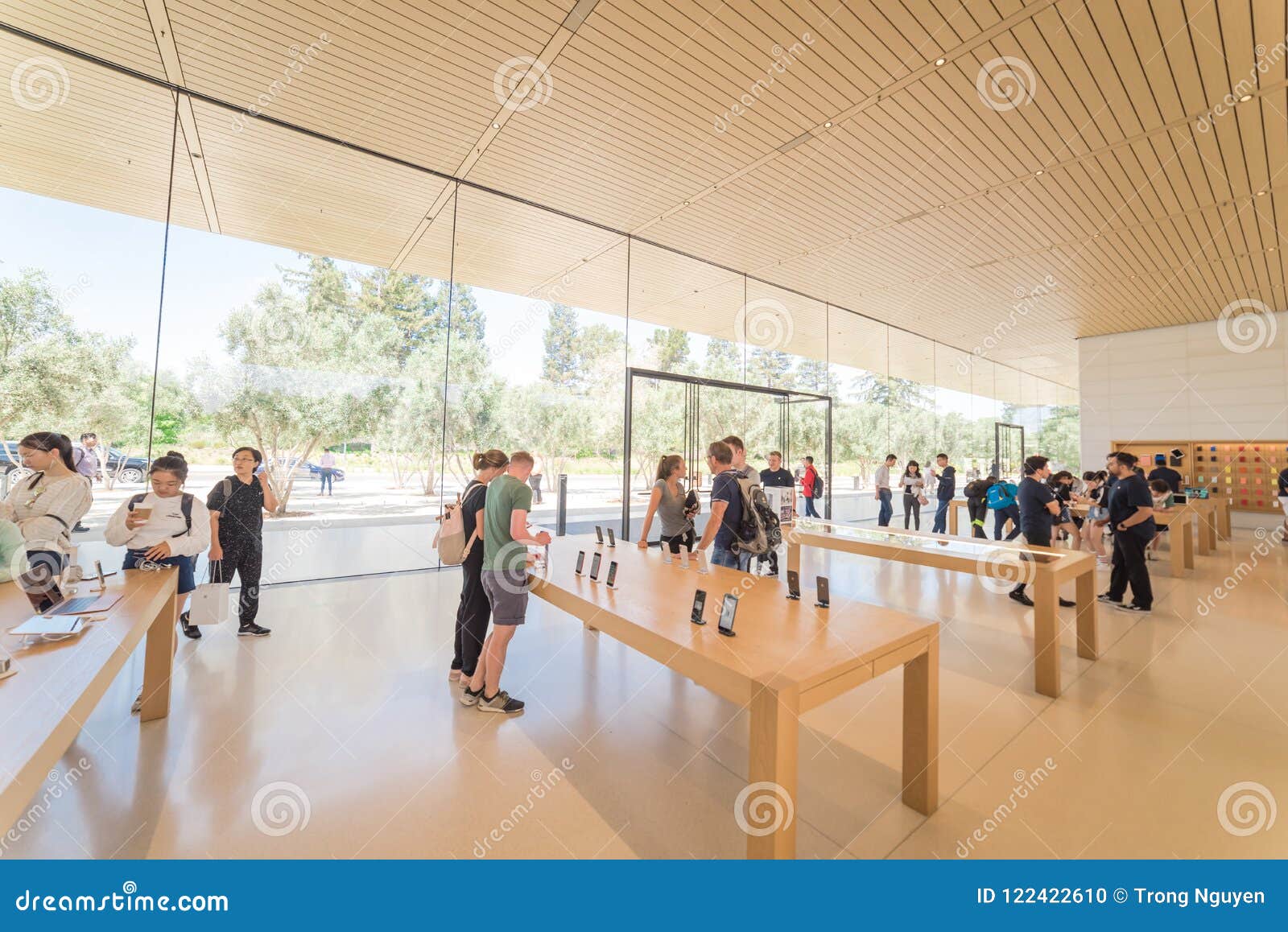 Apple Merchandise Retail Store at Apple Park Visitor Center Editorial ...