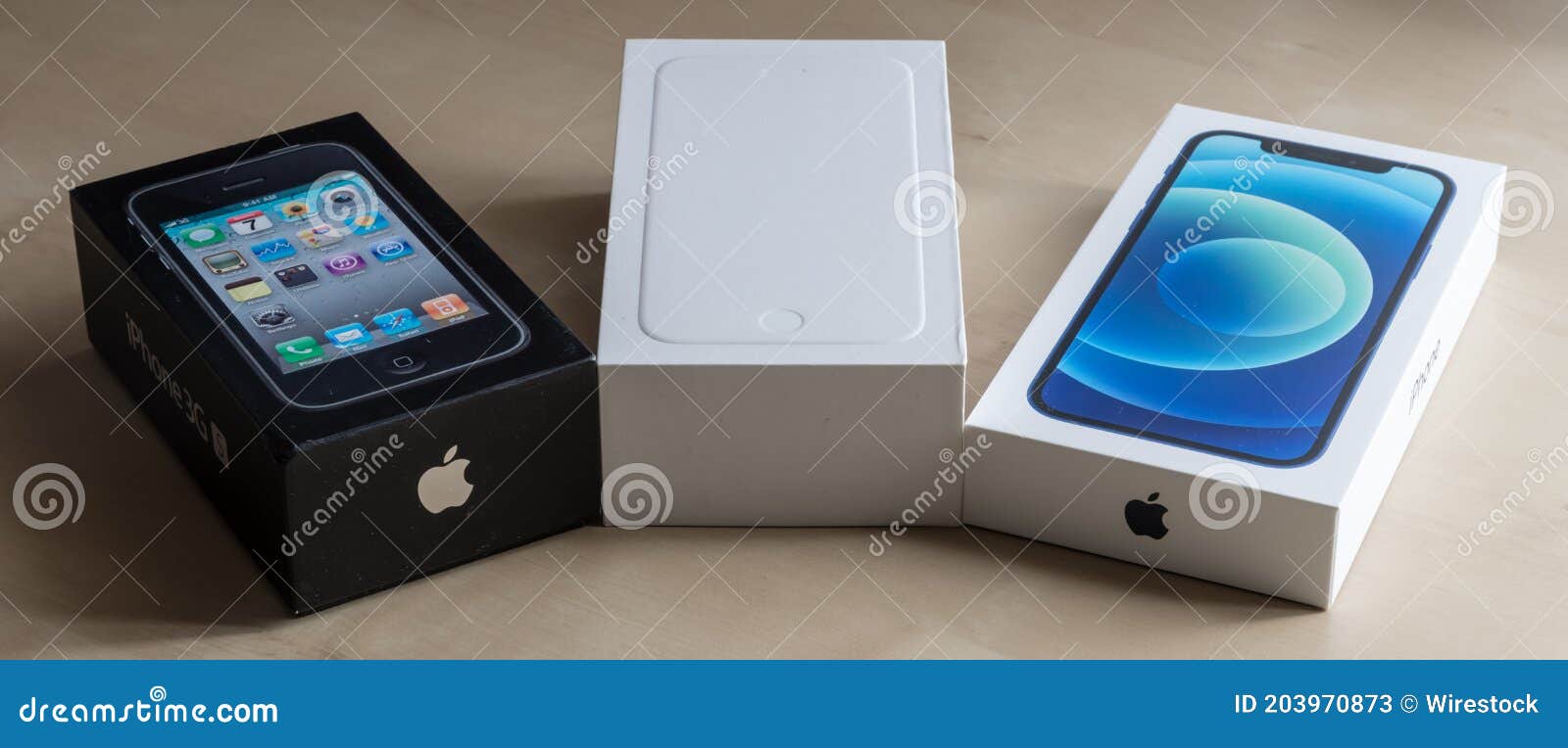 CUPERTINO, UNITED STATES - Nov 26, 2020: the Evolution of Apple IPhone ...