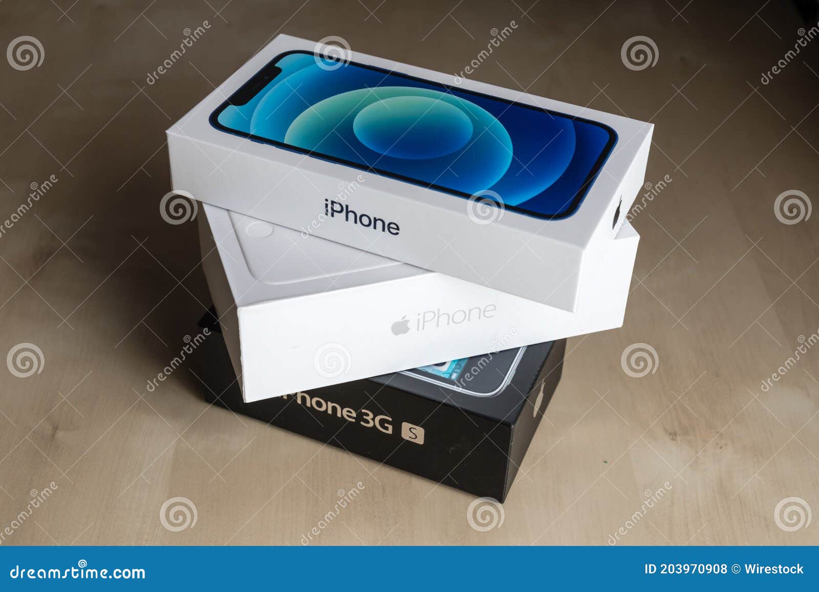 CUPERTINO, UNITED STATES - Nov 26, 2020: the Evolution of Apple IPhone ...