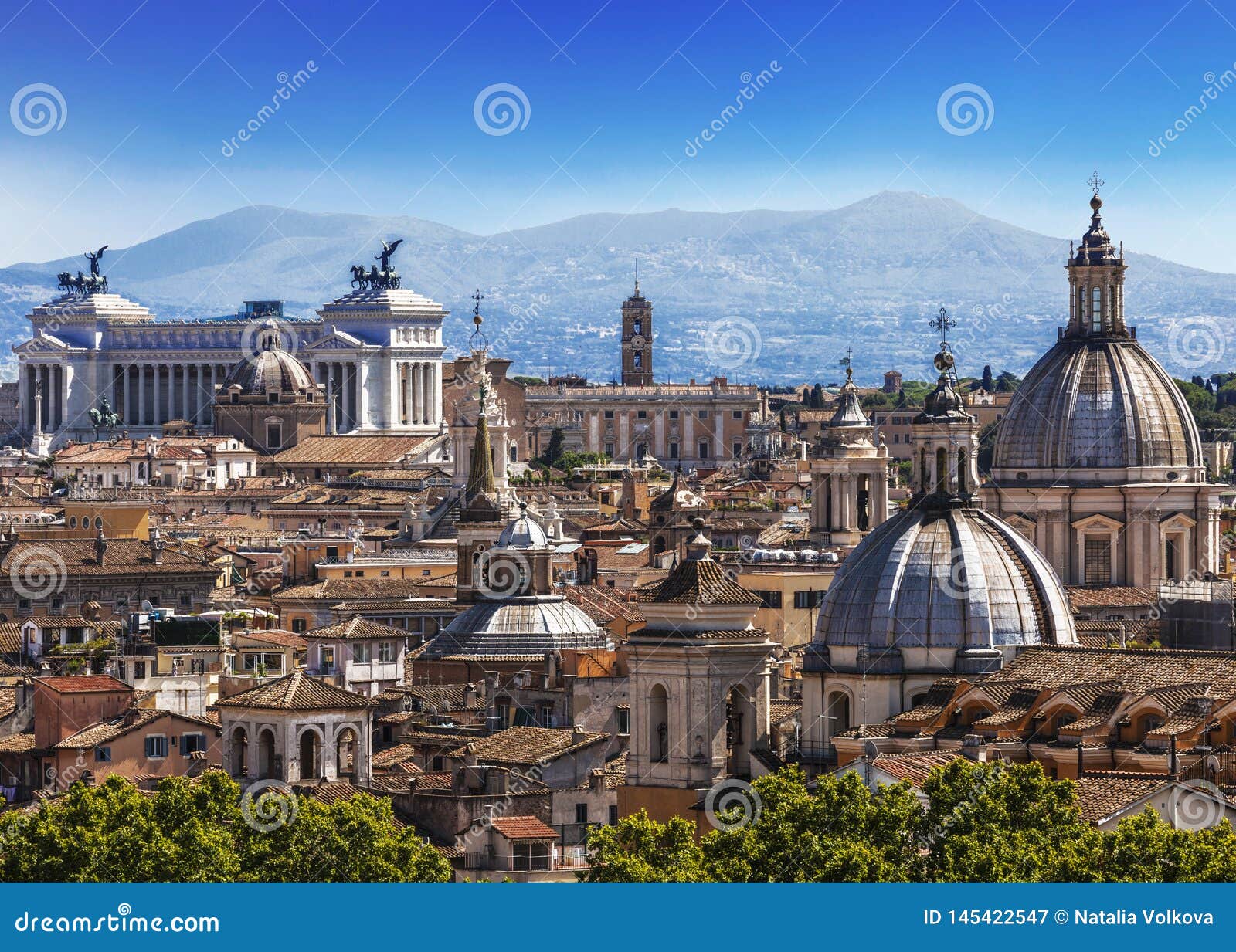 Cupole E Tetti Della Citt? Eterna, Roma Immagine Stock - Immagine di ...