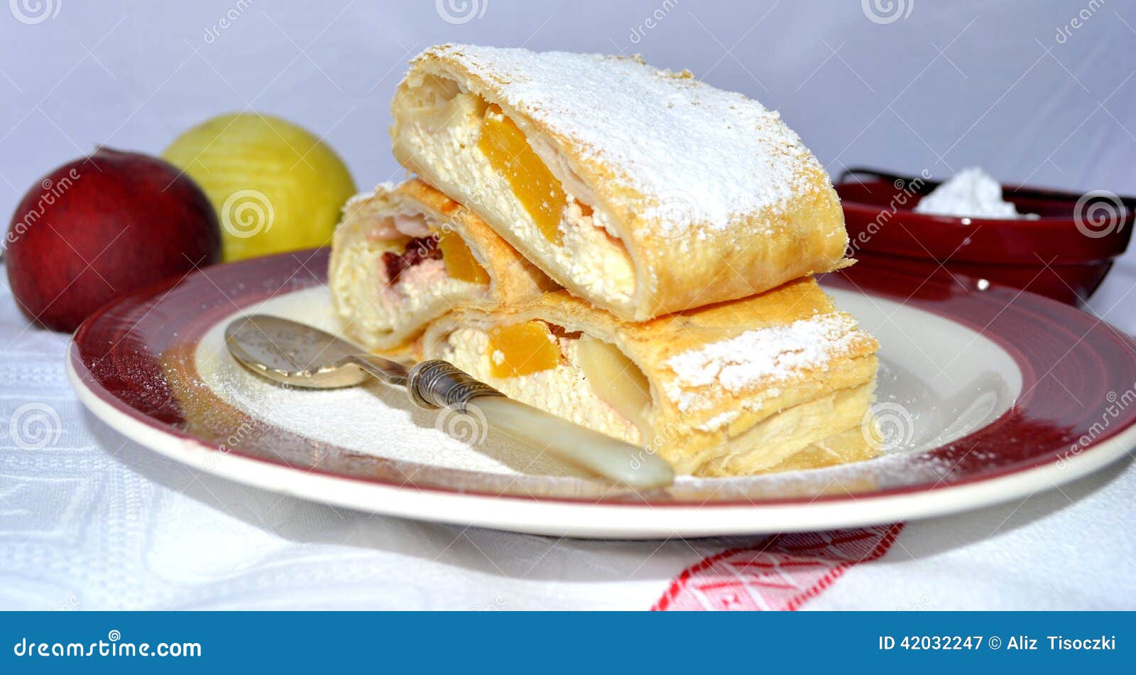 Curd cheese strudel stock image. Image of dessert, vanilla - 42032247