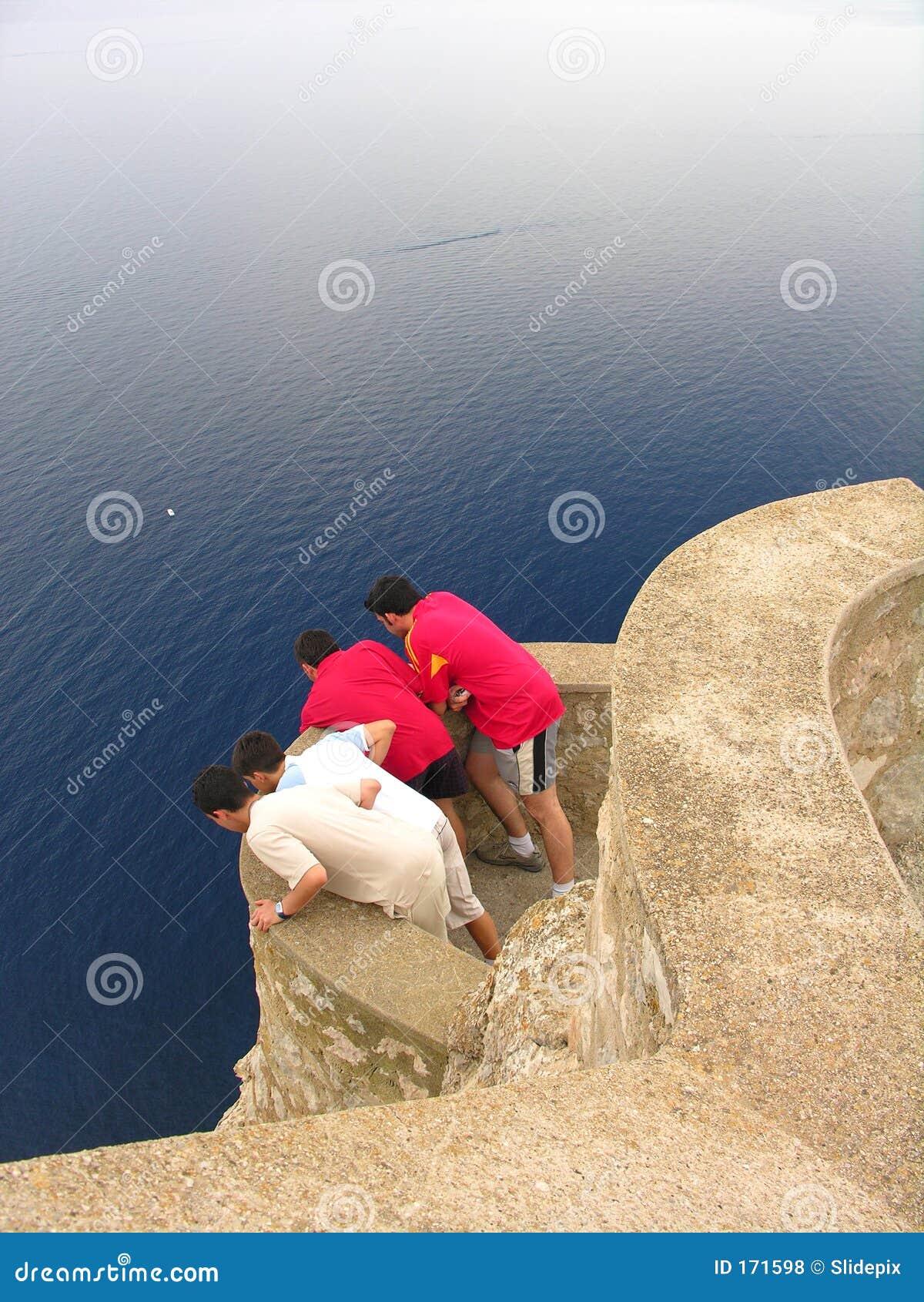 Curious Picture. Image: 171598