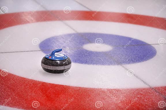 Curling-Rock in Target stock image. Image of indoors, equipment - 8919561