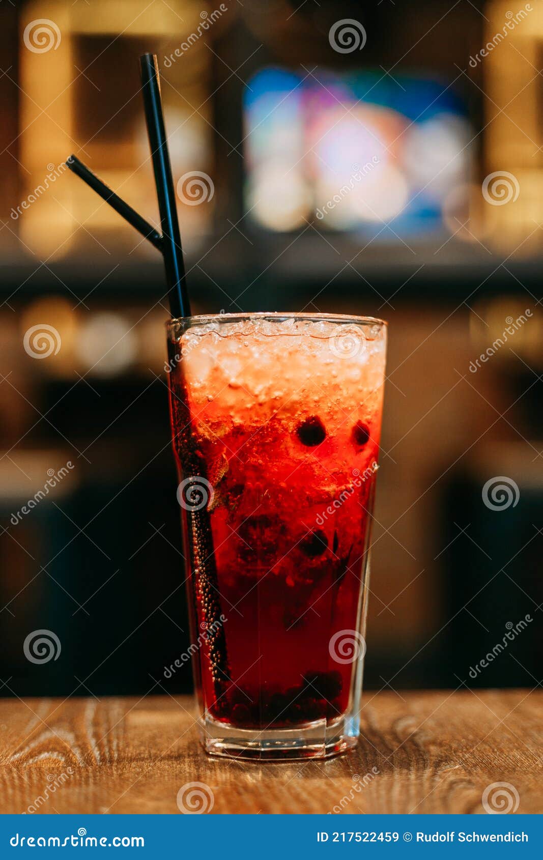 Current cocktail in glass stock image. Image of cold - 217522459